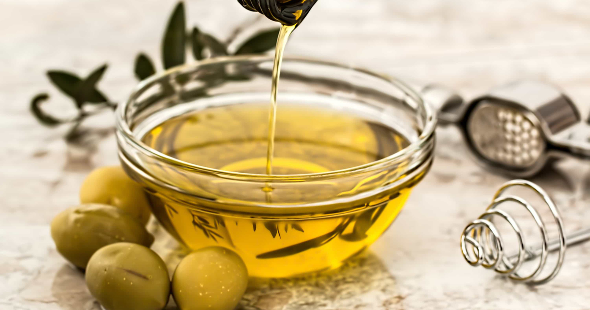 11 Science-Based Health Benefits of Olive Oil