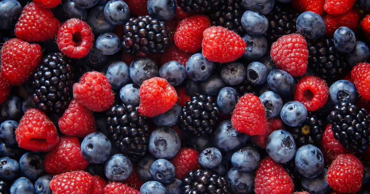 8 of the Healthiest Berries You Can Eat for Better Health