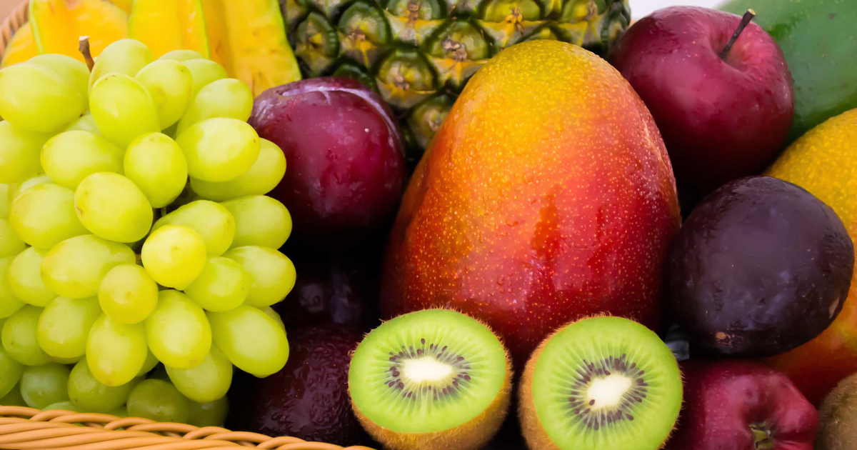 20 Healthy Fruits That Are Super Nutritious