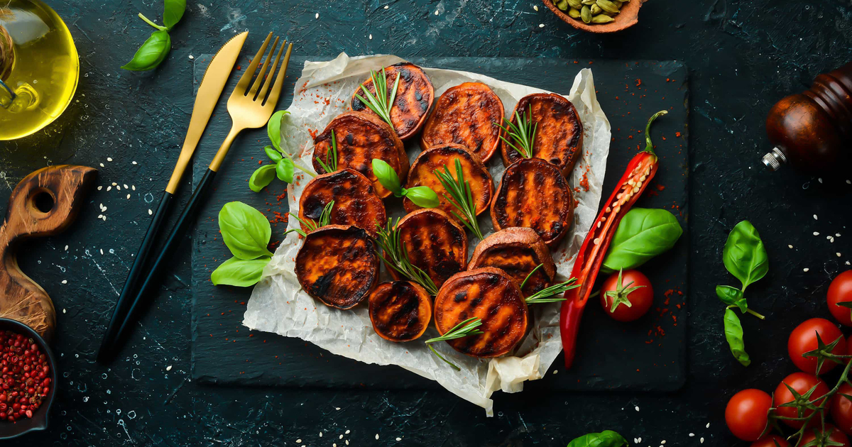 13 Low-Fat Foods That Support Health and Nutrition