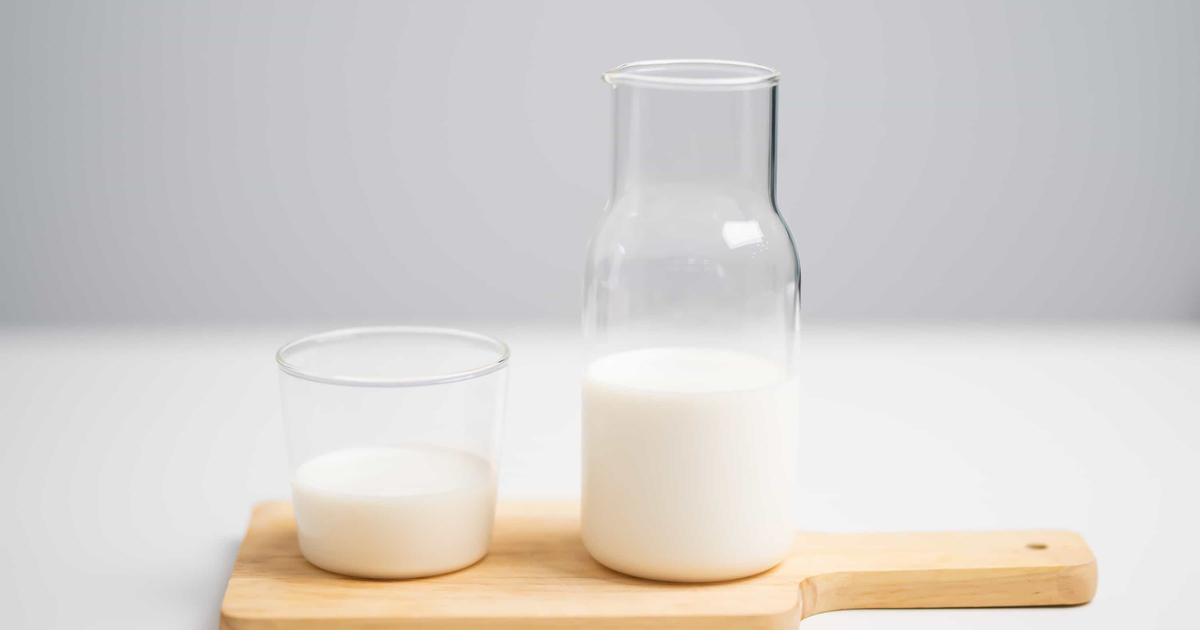 Comparación de leche: almendras, vaca, soja, arroz y coco