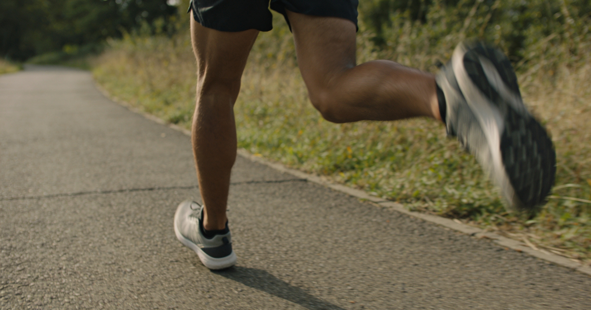 Running Form: 8 Cues to Run Better and Avoid Injury
