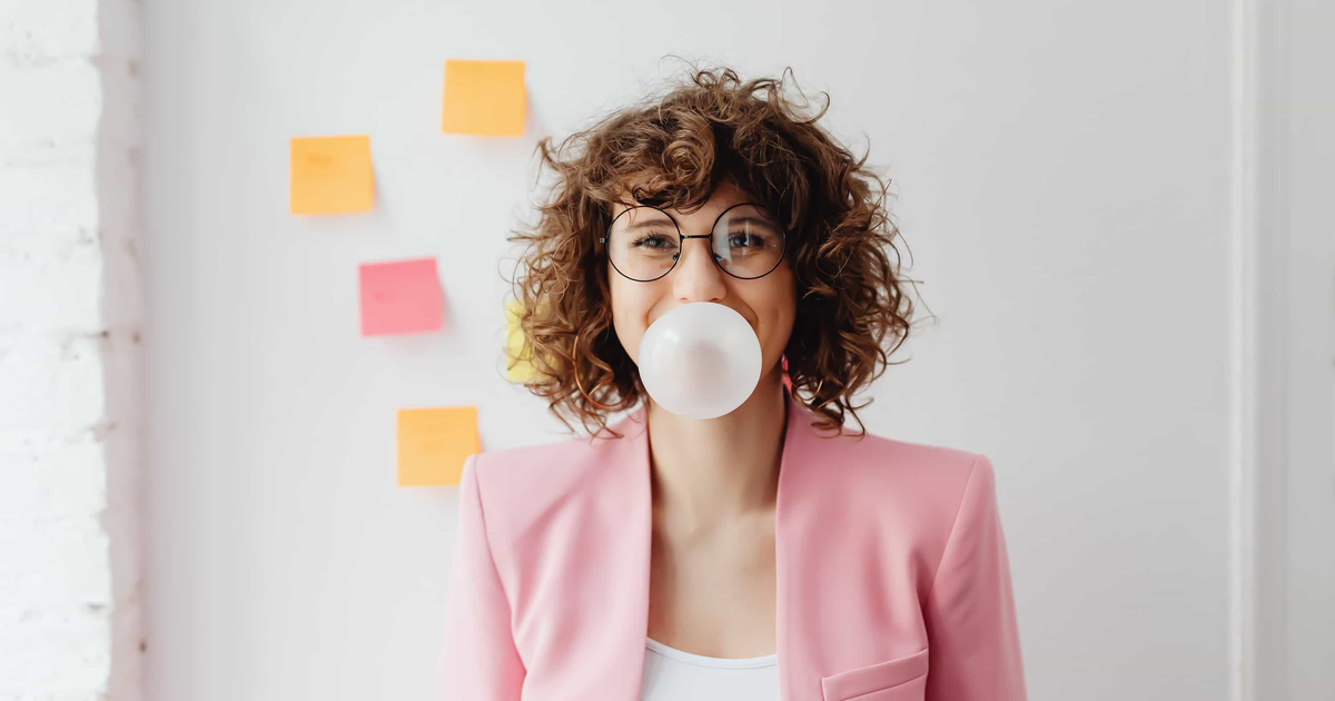 14 natuurlijke manieren om zure oprispingen en brandend maagzuur te ...