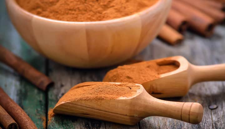 11 manfaat kesehatan berbasis bukti kayu manis