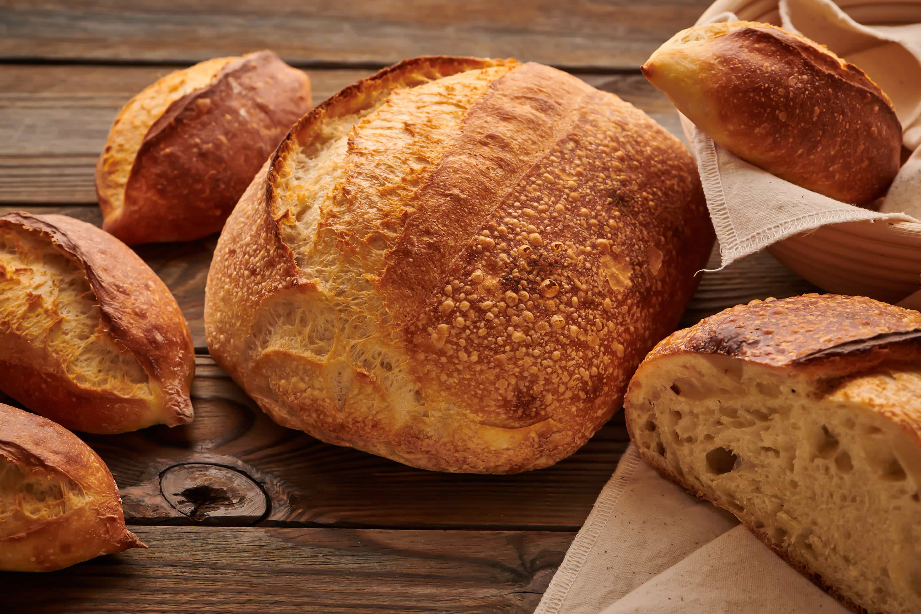 Pan de masa madre: Nutrientes, beneficios y receta
